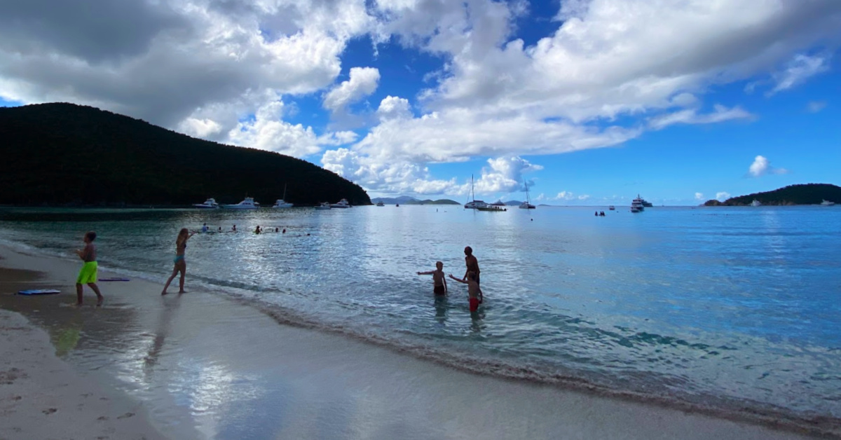 Maho Bay Beach Snorkeling Guide [Rated + Reviewed] - Enriching Pursuits
